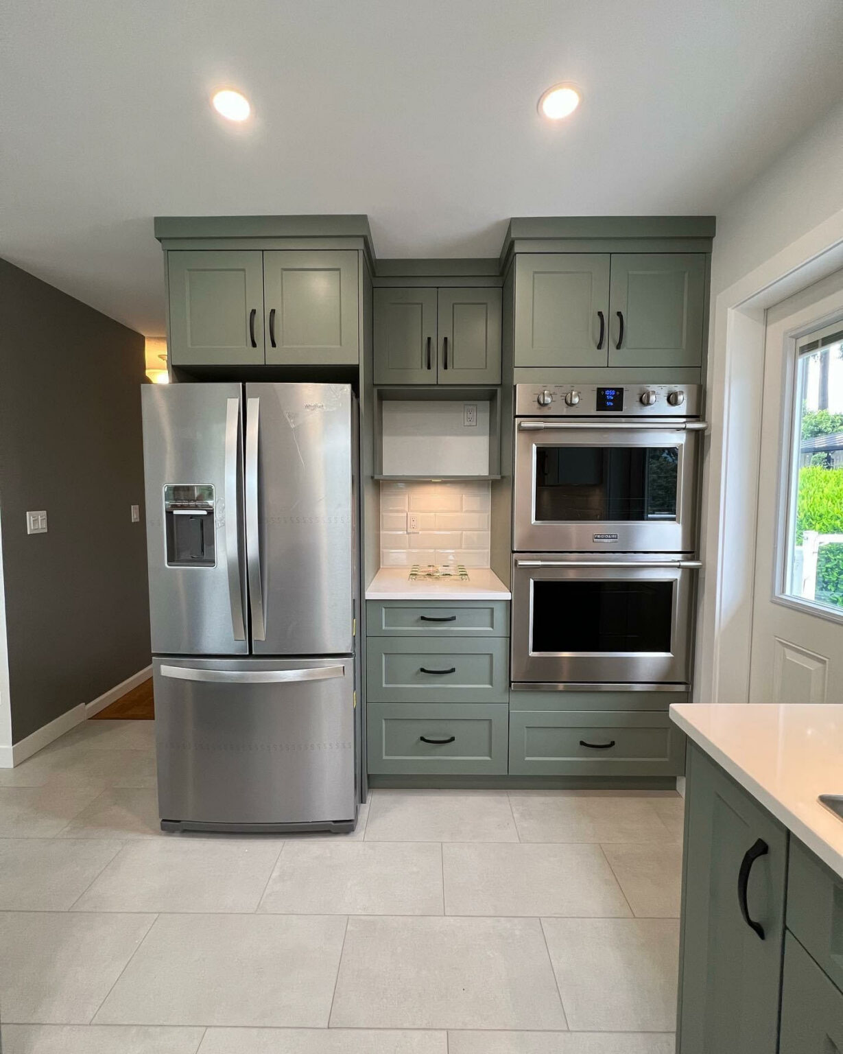 Eurorite Kitchen Cabinets Surrey, Kitchen Cabinet Suppliers | HOH